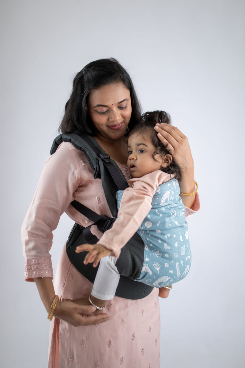 Aseema Baby Carrier - Frost White Light & Cozy – Soul Baby Carriers