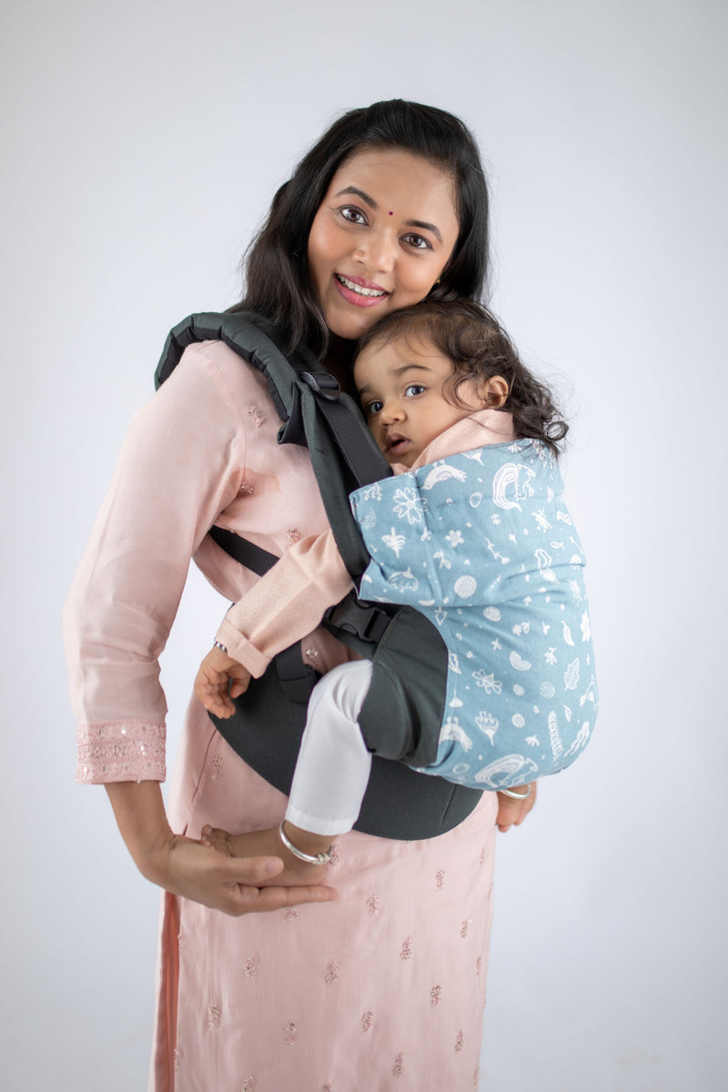 Aseema Baby Carrier - Frost White Light & Cozy – Soul Baby Carriers